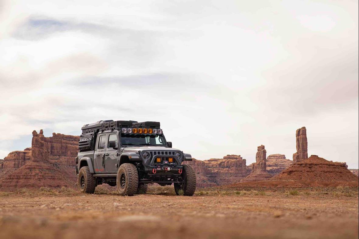 Who is Joshua Hayes and why did he build his Jeep Gladiator Rubicon ...